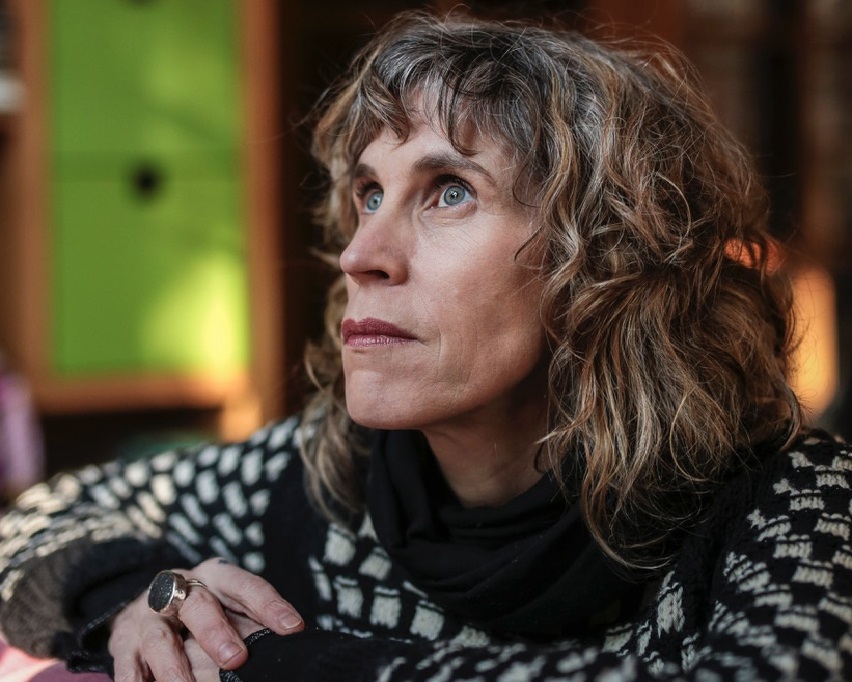 Destacada escritora Nona Fernández compartió con estudiantes de la ...