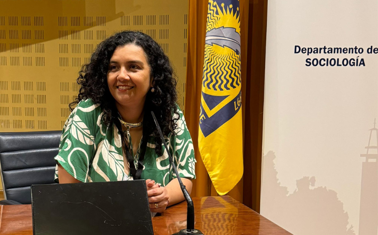 Directora de la Carrera de Trabajo Social representó a la Universidad ...